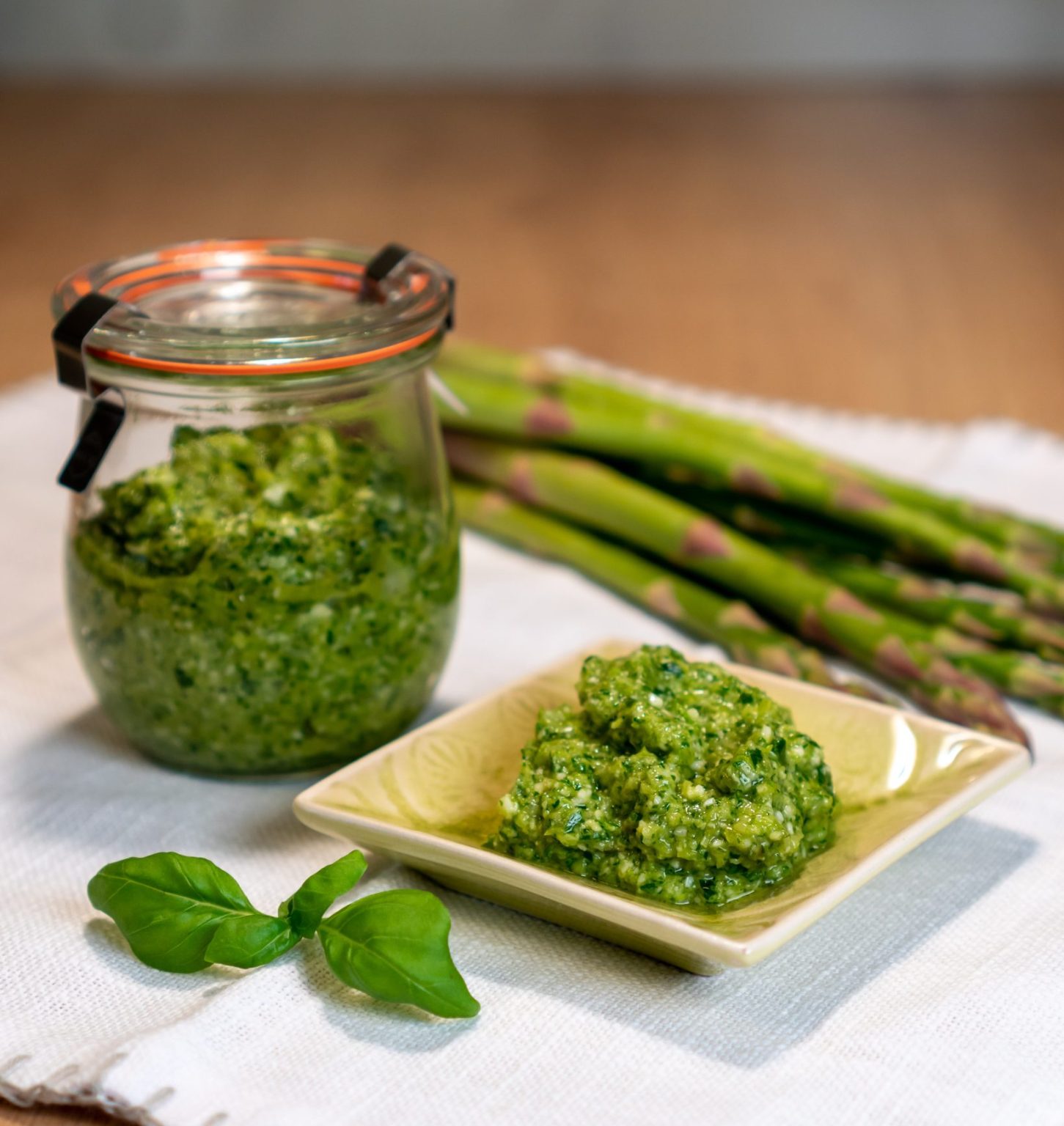 Grünes Spargel-Pesto - Isabell Heßmann